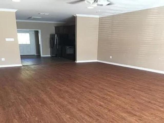 2 Br, 1 bath, Condo 512 Harrison