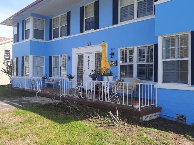 2 Br, 1 bath, Condo 512 Phoenix Ave