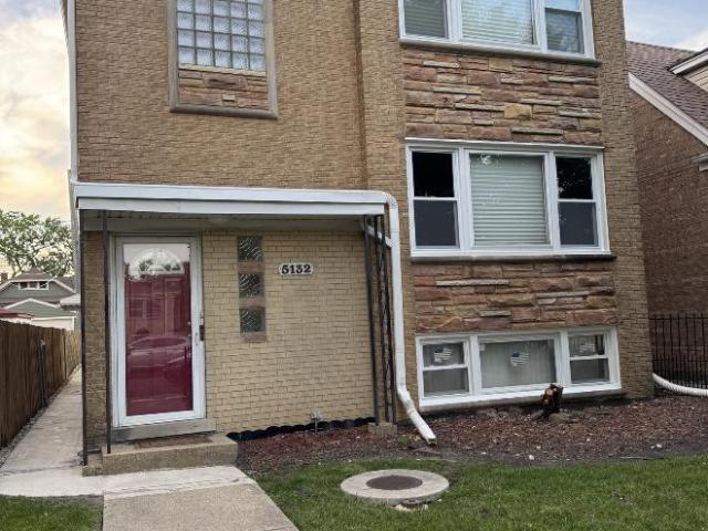 2 Br, 1 bath, Condo 5132 N Mango