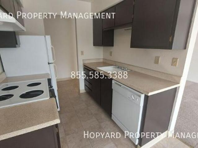 2 Br, 1 bath, Condo 5155 Arden Way