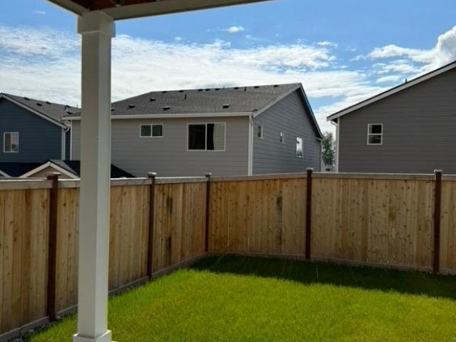2 Br, 1 bath, Condo 5162 86th Ave NE