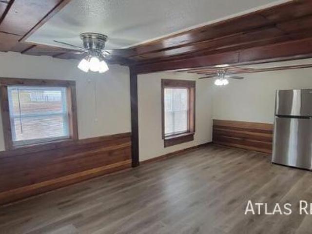 2 Br, 1 bath, Condo 517 S 81st Street