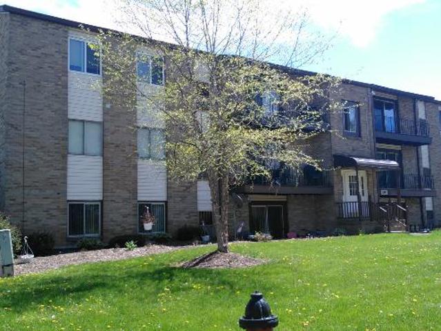 2 Br, 1 bath, Condo 5190 Emil Ave SW