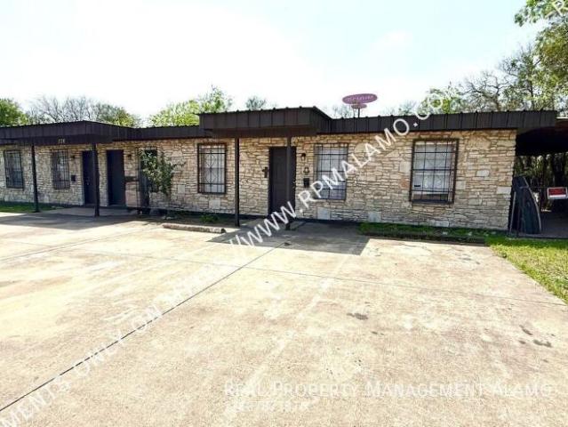 2 Br, 1 bath, Condo 520 Prado St