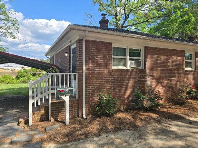 2 Br, 1 bath, Condo 5225 Collindale Rd