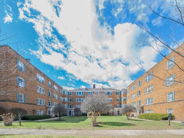 2 Br, 1 bath, Condo 524 Michigan Avenue