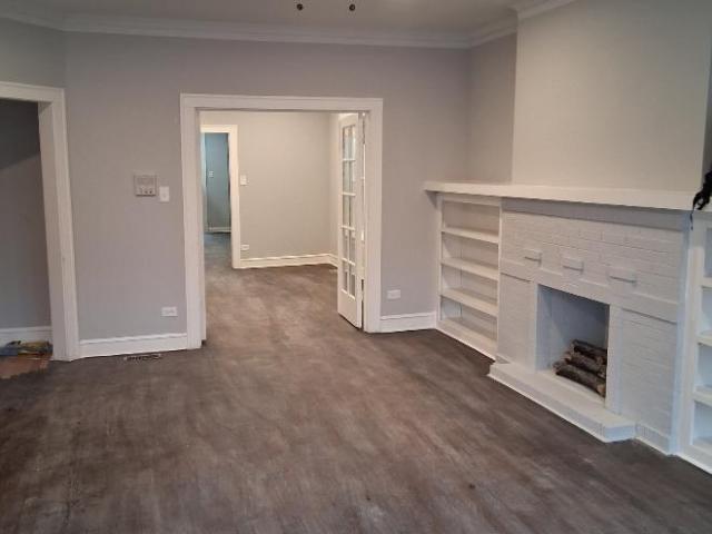 2 Br, 1 bath, Condo 5339 W Jackson Blvd
