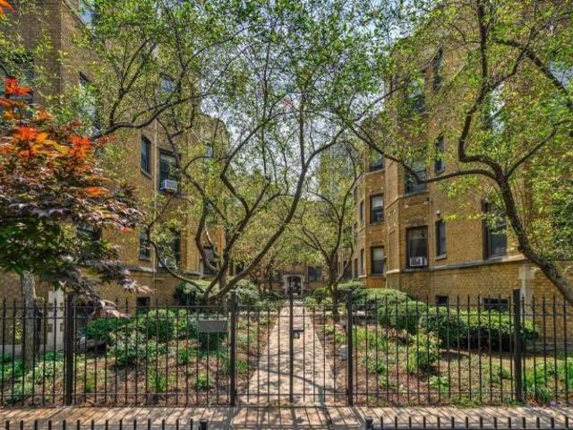 2 Br, 1 bath, Condo 539 W Brompton Ave