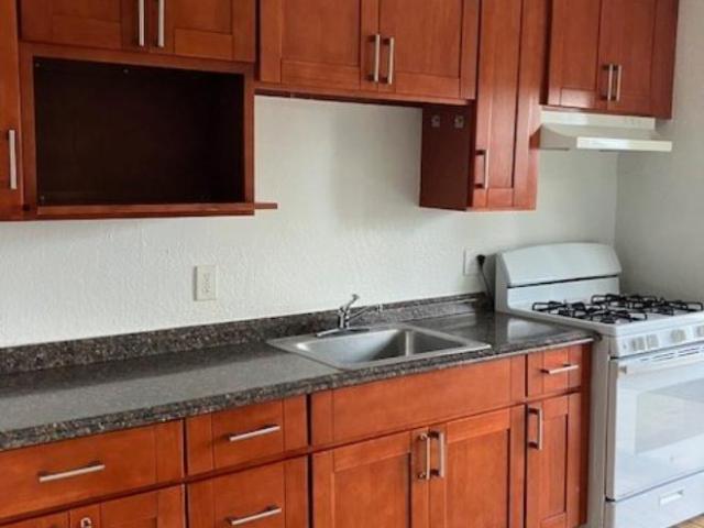 2 Br, 1 bath, Condo 5405 Morrow Drive