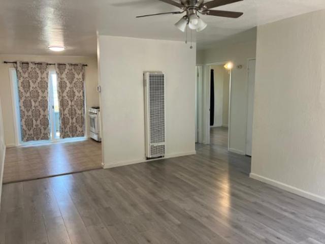 2 Br, 1 bath, Condo 5405 Morrow Drive #11