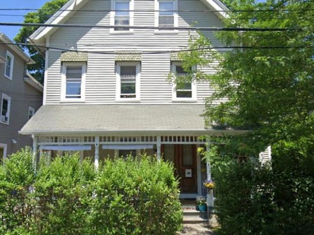 2 Br, 1 bath, Condo 54 Hillside Ave