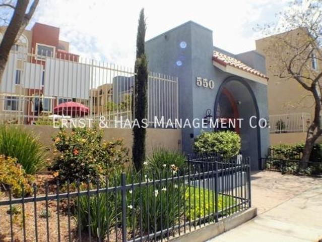 2 Br, 1 bath, Condo 550 Orange Ave