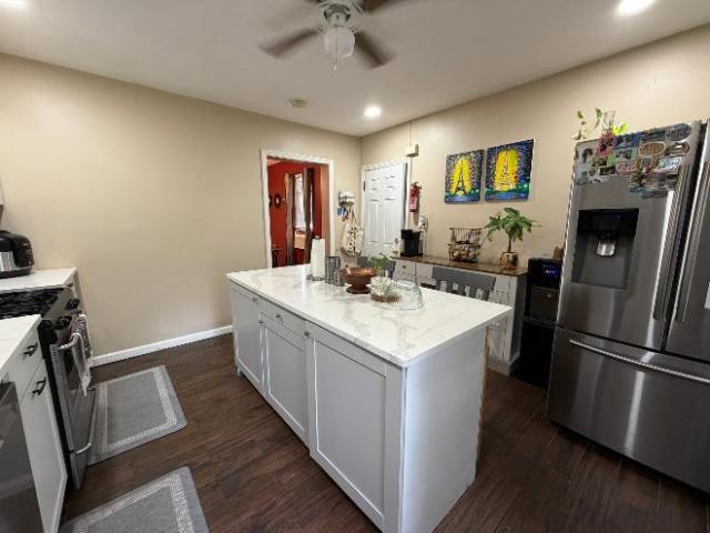 2 Br, 1 bath, Condo 551 Hoboken Rd