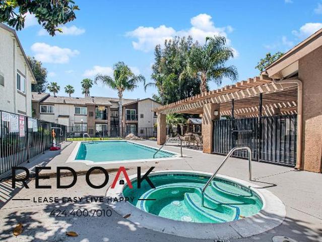 2 Br, 1 bath, Condo 551 N Santa Fe St