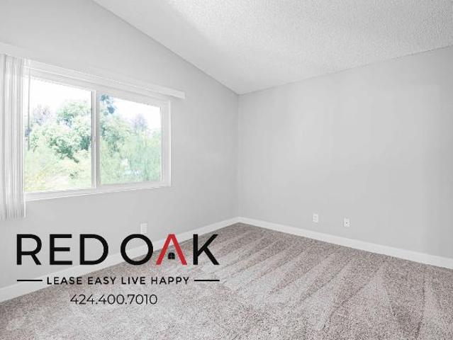 2 Br, 1 bath, Condo 551 N Santa Fe St