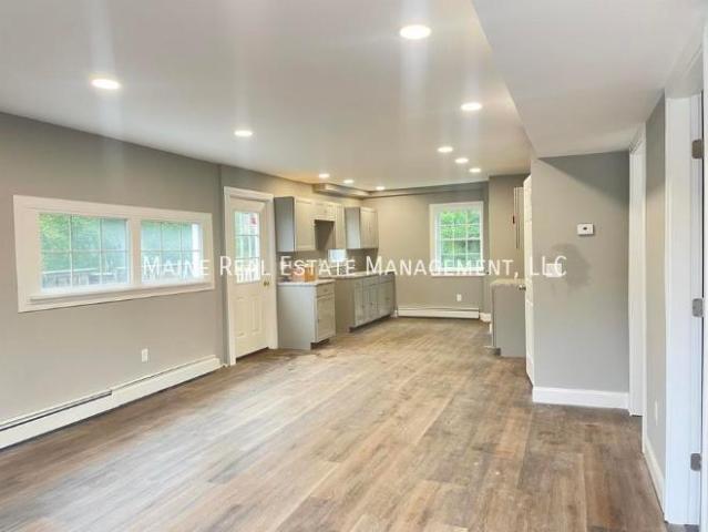 2 Br, 1 bath, Condo 554 South Main St