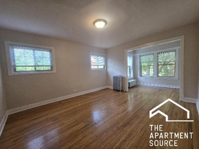 2 Br, 1 bath, Condo 558 Elmwood Ave #1
