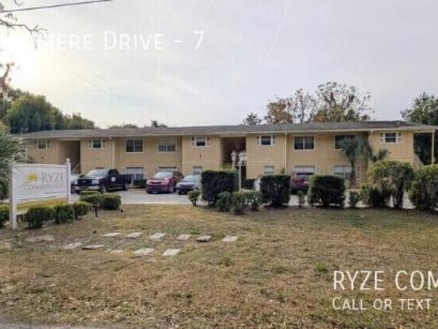 2 Br, 1 bath, Condo 5626 Windermere Drive