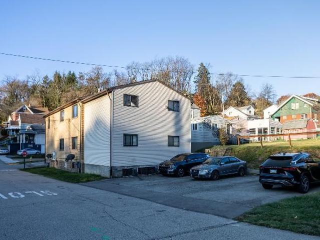 2 Br, 1 bath, Condo 569 Woodmont Street