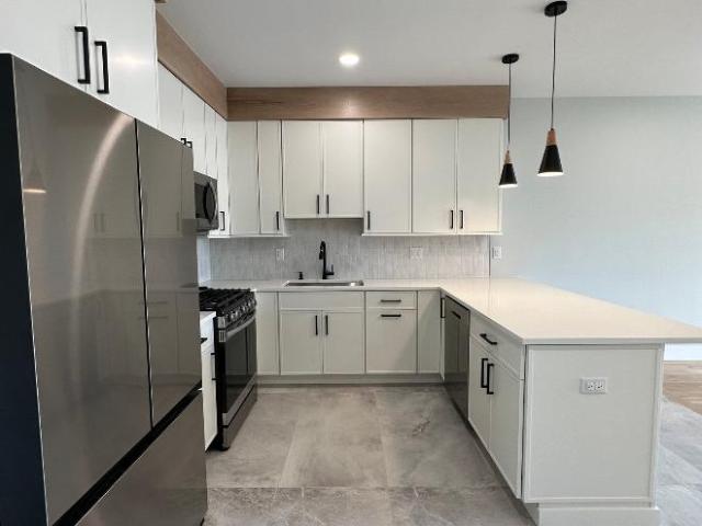 2 Br, 1 bath, Condo 56 Brill St