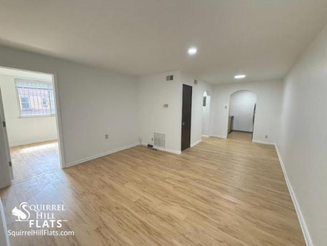 2 Br, 1 bath, Condo 5710 Phillips Avenue