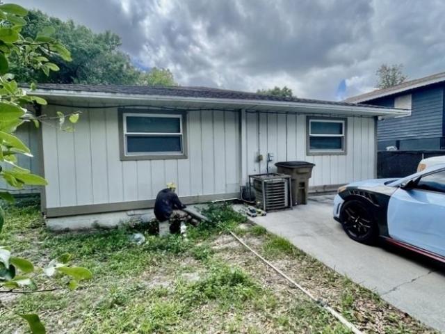 2 Br, 1 bath, Condo 580 Thomas Ave