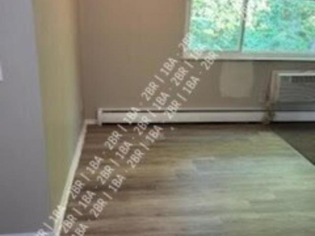 2 Br, 1 bath, Condo 5856 Renee Ct