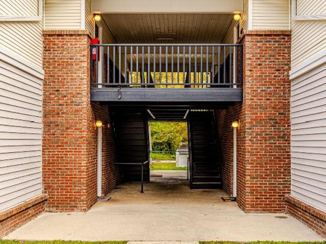 2 Br, 1 bath, Condo 585 Franklin Grove Church Rd