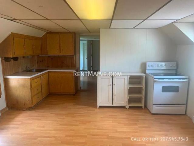 2 Br, 1 bath, Condo 589 Main Street
