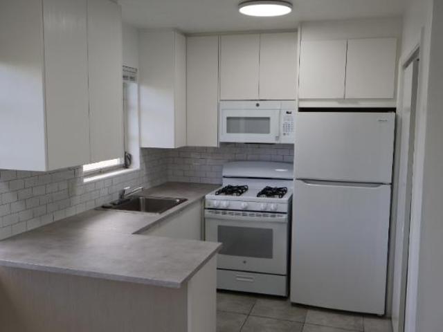 2 Br, 1 bath, Condo 5920 Northwest 16th Place