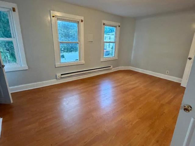 2 Br, 1 bath, Condo 594 Christopher St