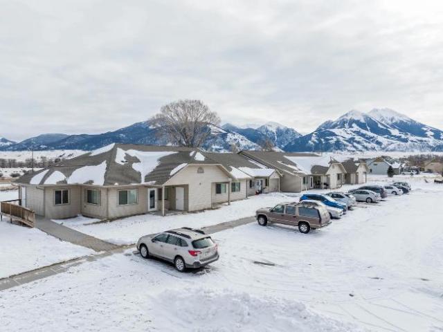2 Br, 1 bath, Condo 5 Avalon Ct