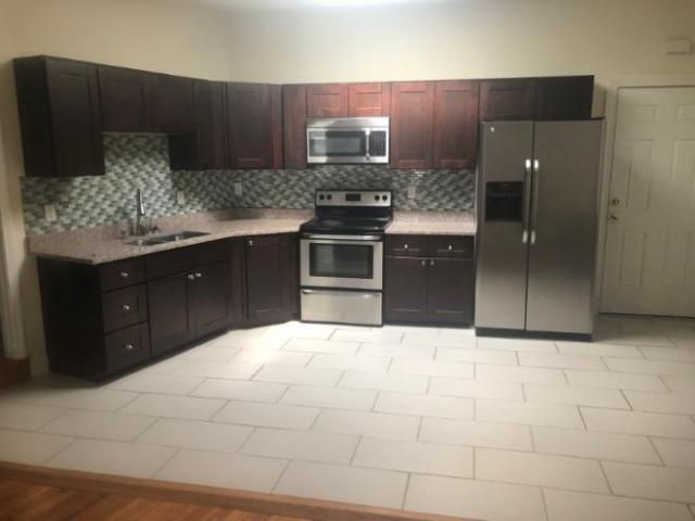 2 Br, 1 bath, Condo 5 Child St