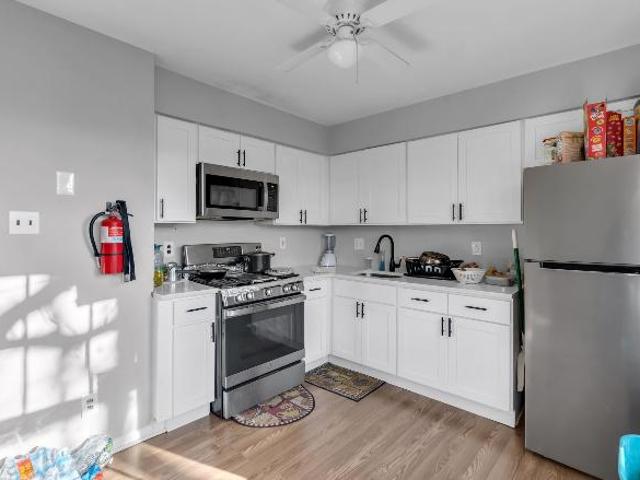 2 Br, 1 bath, Condo 5 Harrington Lane