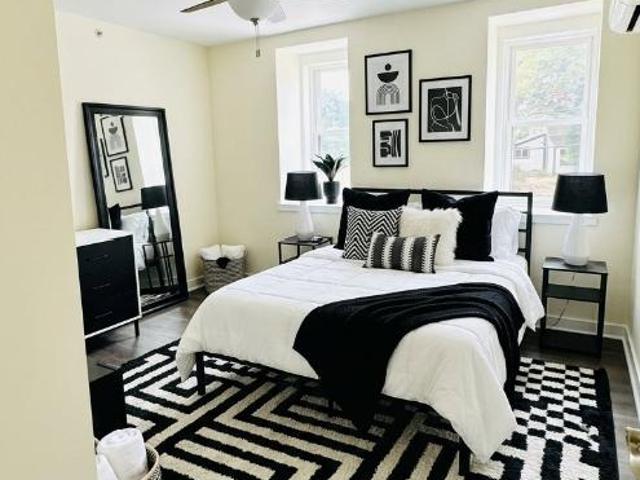 2 Br, 1 bath, Condo 5 S Village Ave