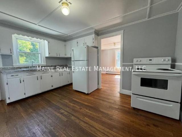 2 Br, 1 bath, Condo 5 Williams St