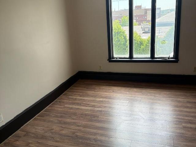 2 Br, 1 bath, Condo 63 Read Ave