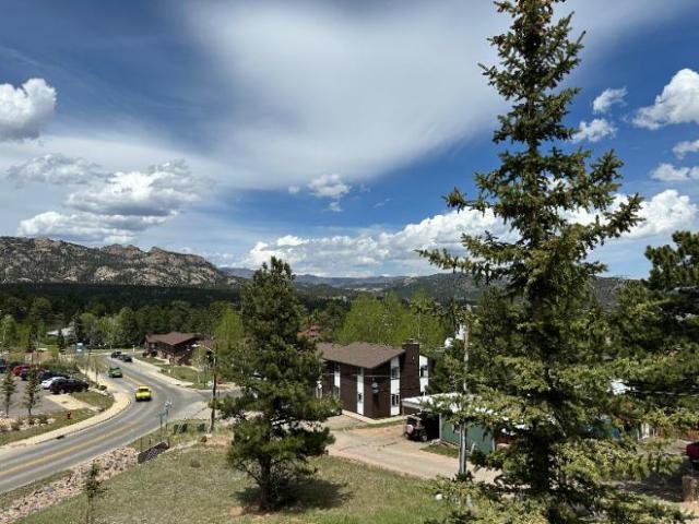 2 Br, 1 bath, Condo 600 Mossican Cir Unit B6