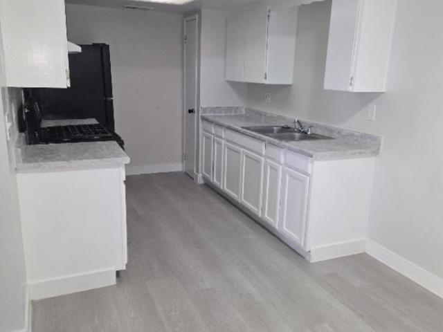 2 Br, 1 bath, Condo 600 N Humboldt Ave