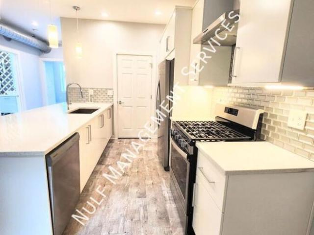 2 Br, 1 bath, Condo 6026 Butler Street