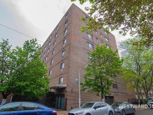 2 Br, 1 bath, Condo 607 W Wrightwood Ave