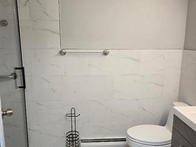 2 Br, 1 bath, Condo 608 Yeadon Ave