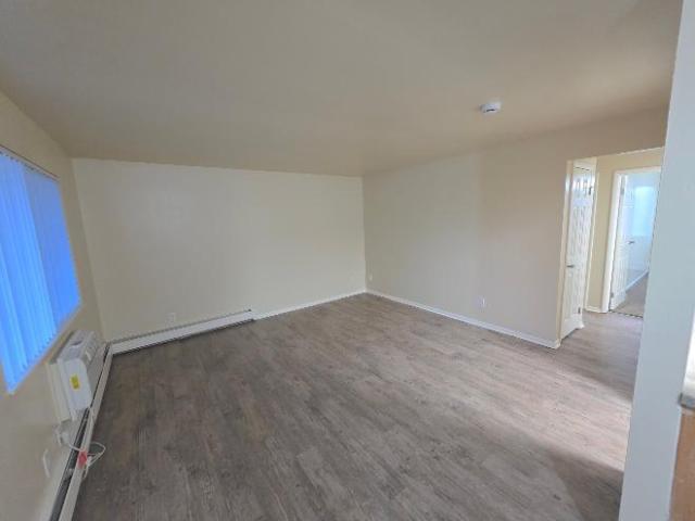 2 Br, 1 bath, Condo 6090 Olde Wadsworth Blvd