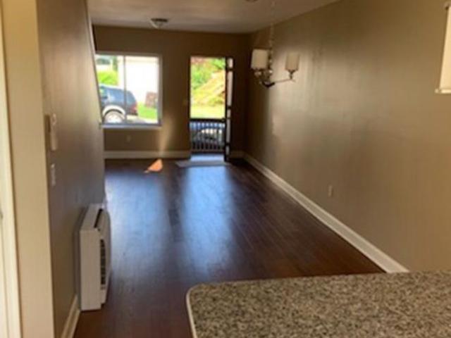 2 Br, 1 bath, Condo 609 Aaron St