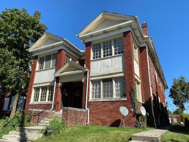 2 Br, 1 bath, Condo 60 Winner Ave