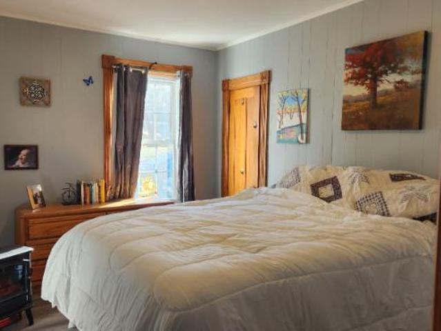 2 Br, 1 bath, Condo 60 Murray Ave