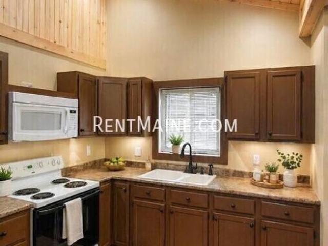2 Br, 1 bath, Condo 60 S Factory St