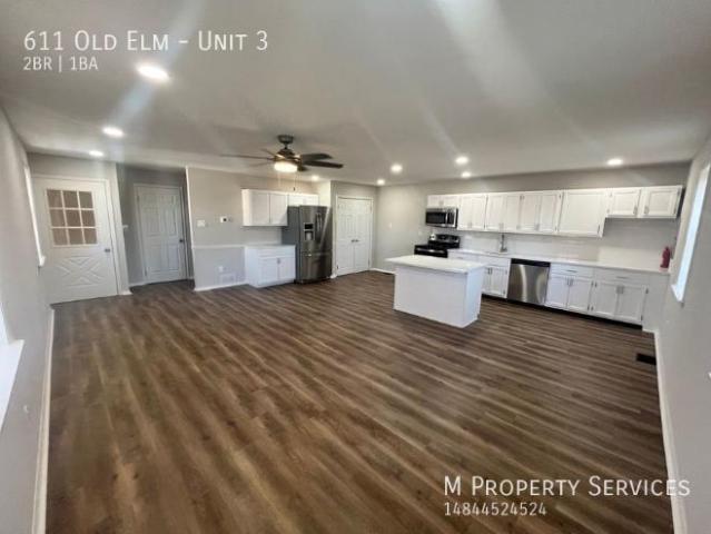 2 Br, 1 bath, Condo 611 Old Elm
