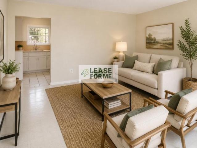 2 Br, 1 bath, Condo 6124 Middleton St