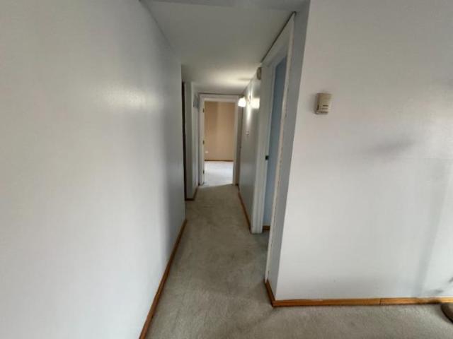 2 Br, 1 bath, Condo 6139 Knoll Wood Rd